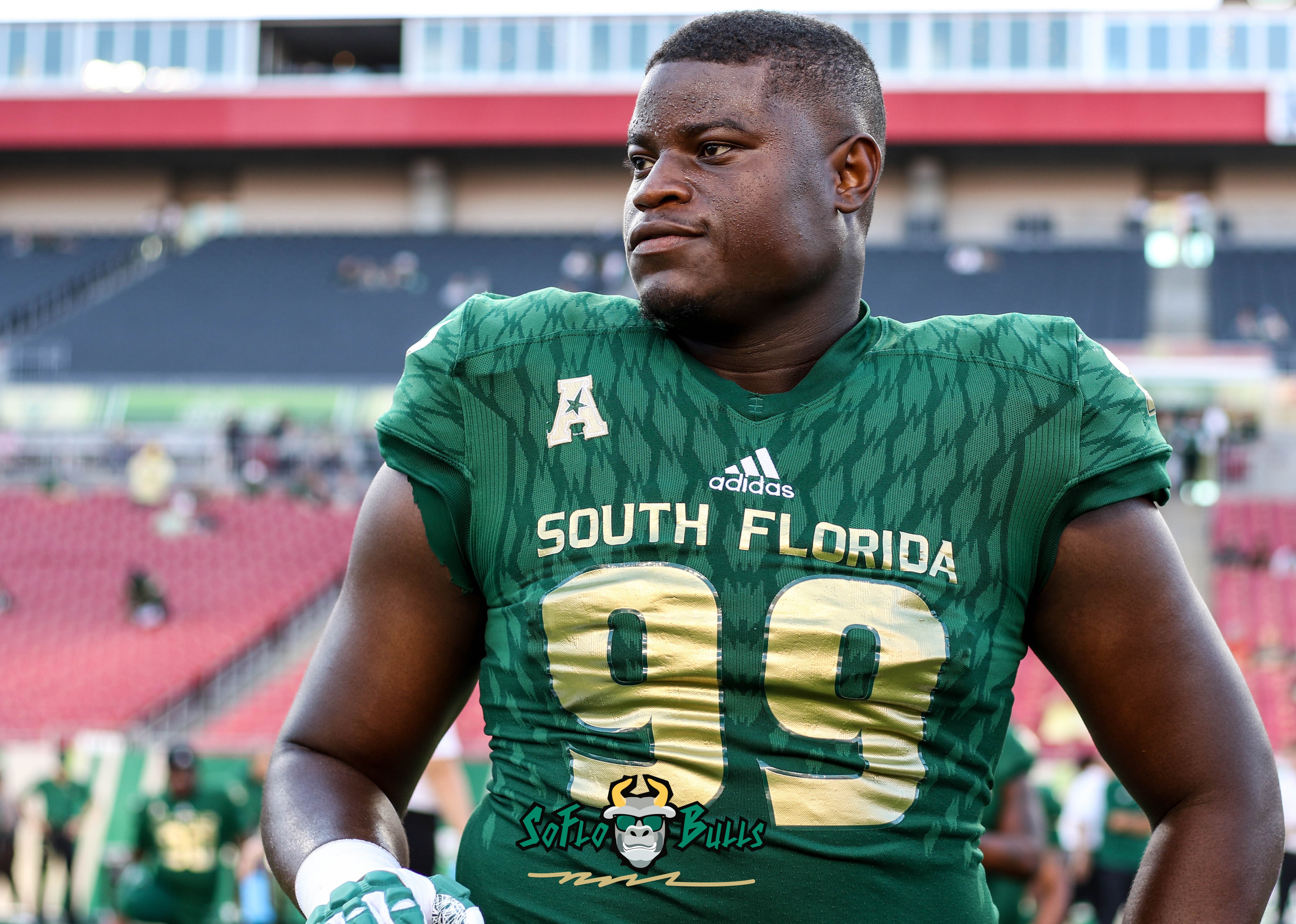 18 – USF vs. UConn 2018 – USF DE Kevin Bronson by Will Turner ...