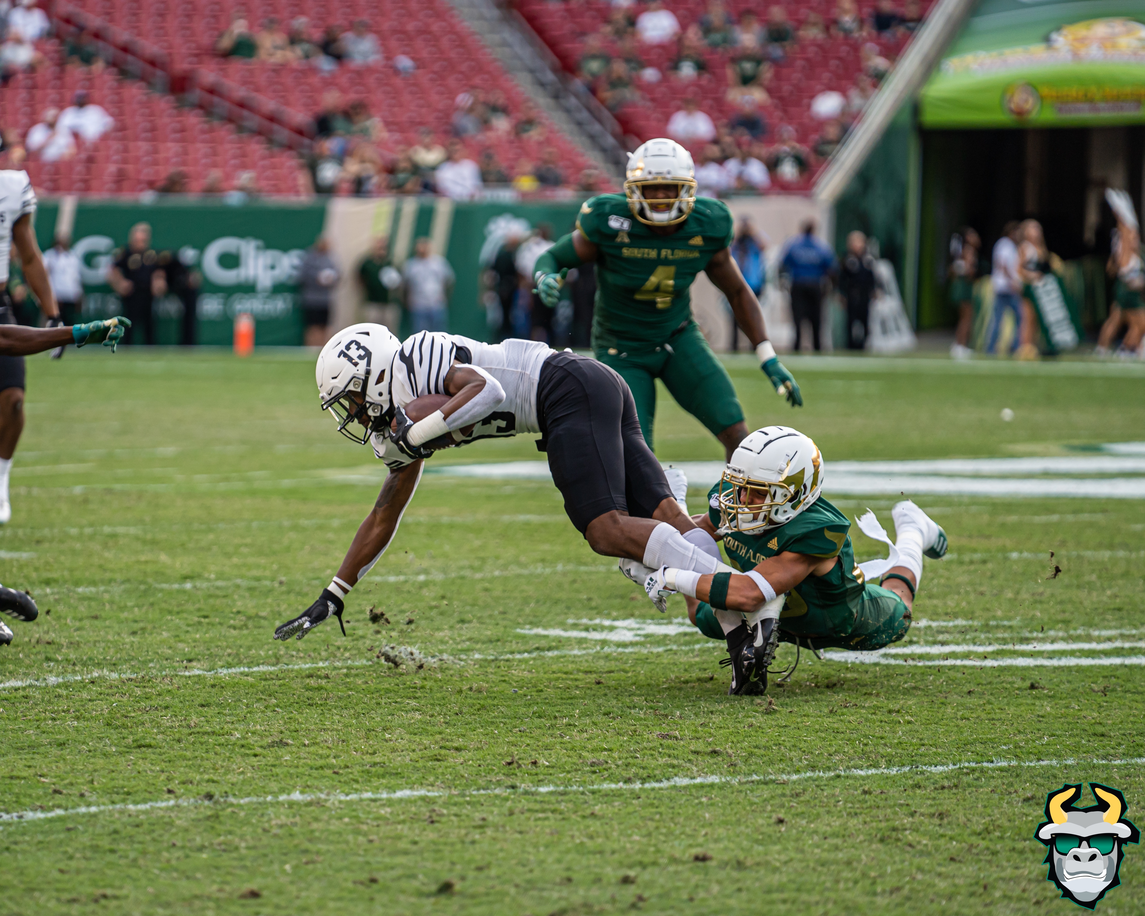48 – Memphis vs. USF 2019 – Bentlee Sanders Greg Reaves by David Gold ...